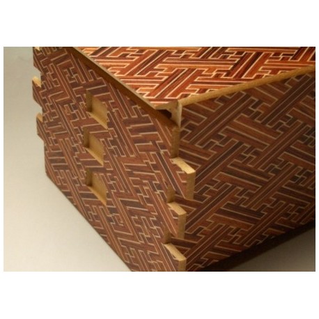 Himitsu-Bako 7 sun 72+1 steps Red - Boite à Secret Japonaise.